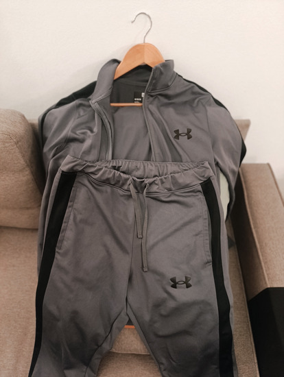Under Armour trenerka M original