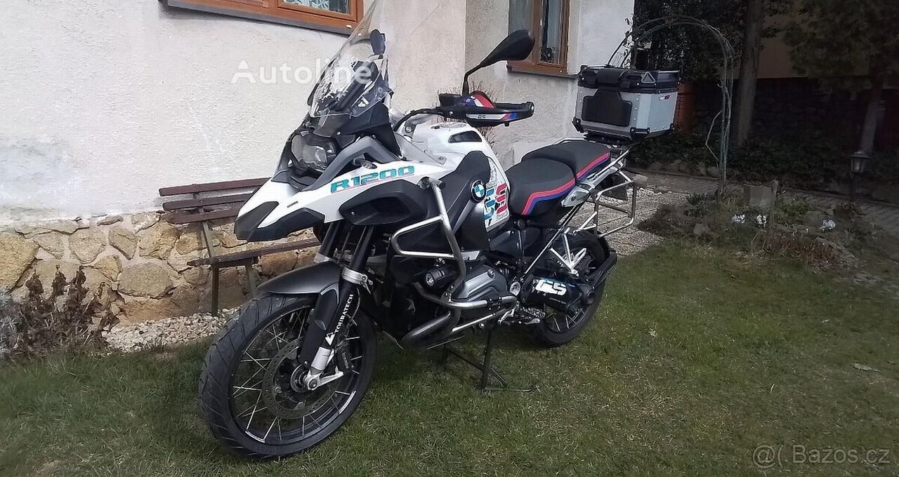 BMW R 1200 motocikl