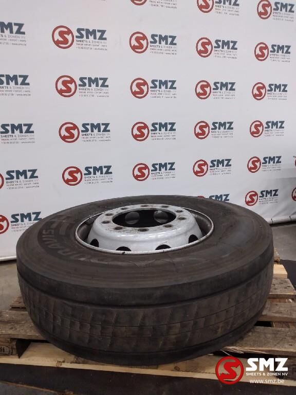 Bridgestone Occ vrachtwagenband Bridgestone Duravis M+S 315/80 točak
