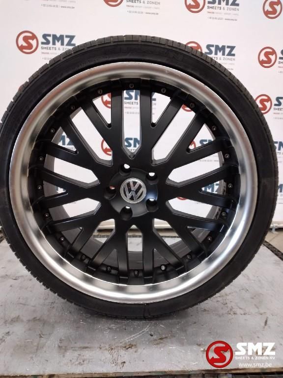 Volkswagen Occ Band 295/30R22 103V Roadian HP Nexen set točak