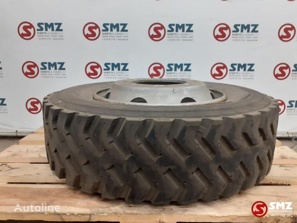 Michelin Occ vrachtwagenband Michelin 265/70R19.5 točak