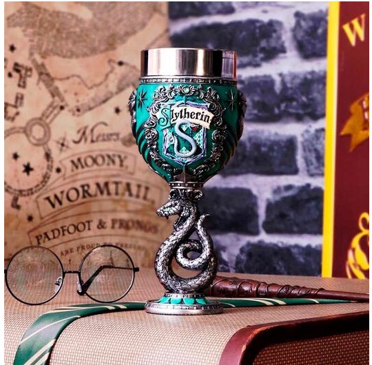Harry Potter slytherin pehar, 0537