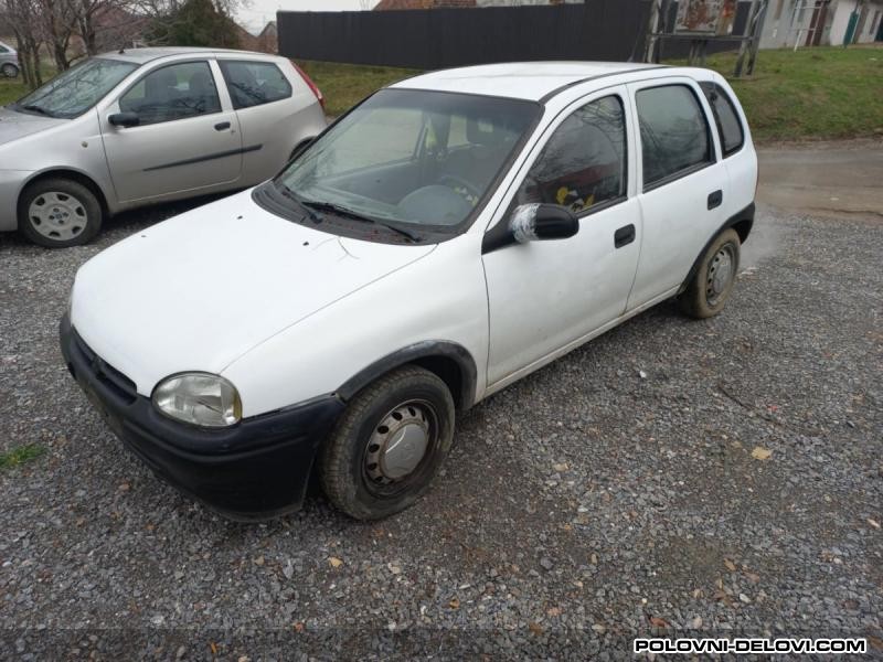 Opel Corsa 1.4i 5vrata Kompletan Auto U Delovima