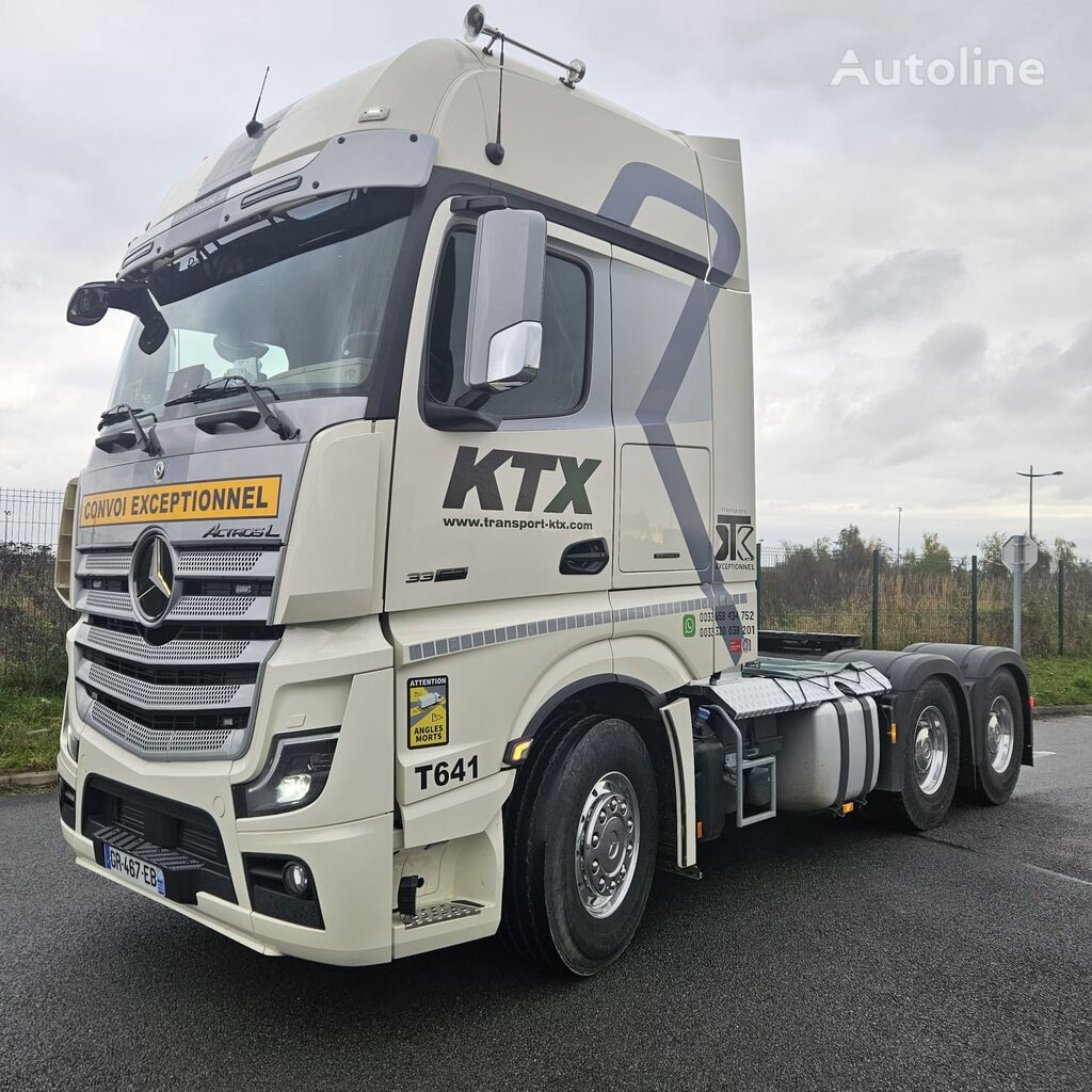Mercedes-Benz Actros 3363 1/400 Limited Edition tegljač