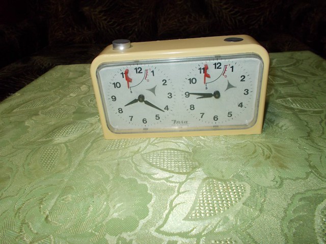 Insa sahovski sat - Made in Yugoslavia