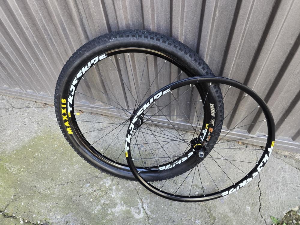 Mavic cross ride 27.5 15x100 nazad qr