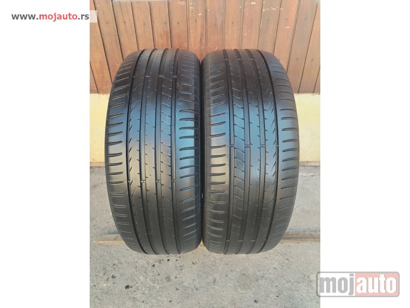 3580. Gume PIRELLI 17-ice, LETNJE 215/55, Šara 4,8 mm, DOT 2720