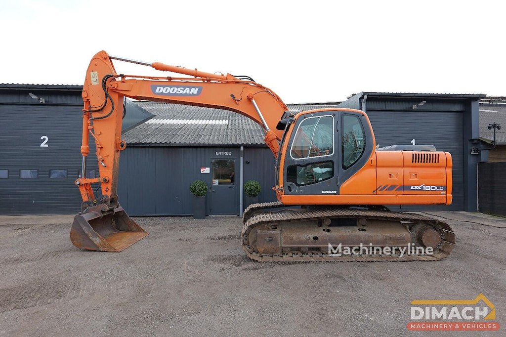 Doosan DX 180 LC manufactured in Belgium - monoboom - 6-cylinder Doosan bager guseničar