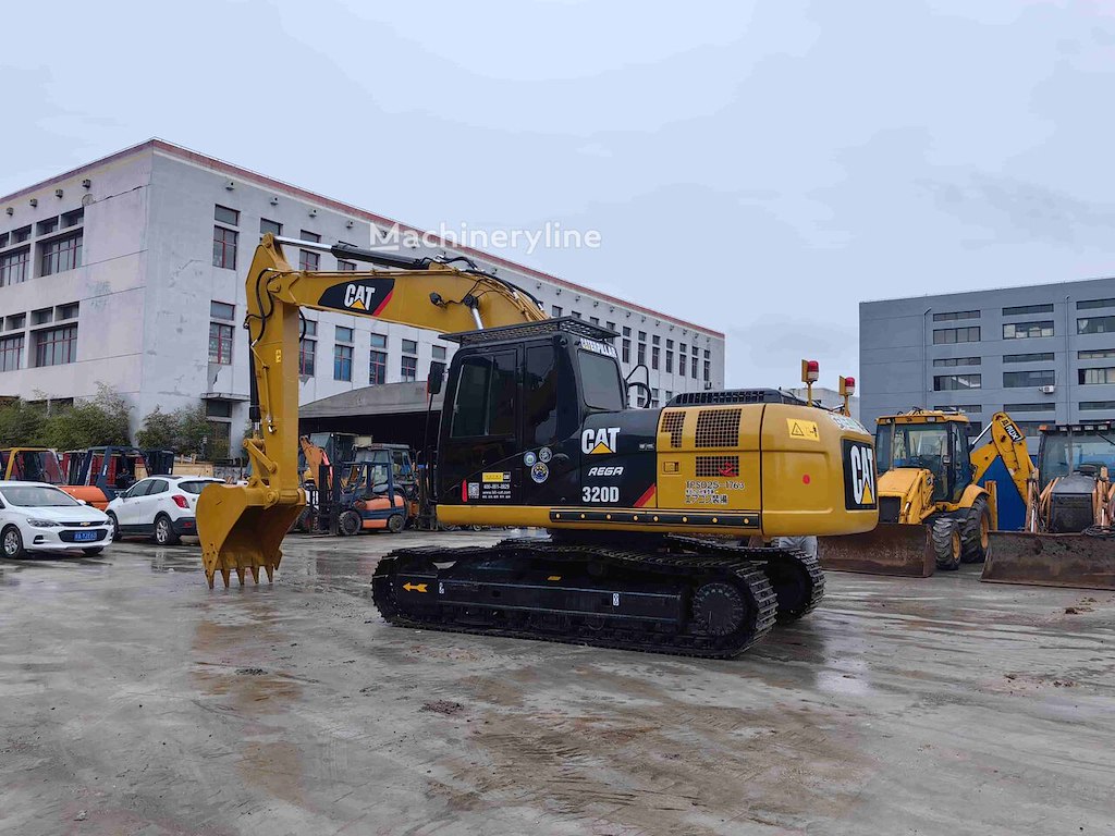 Caterpillar 320D bager guseničar