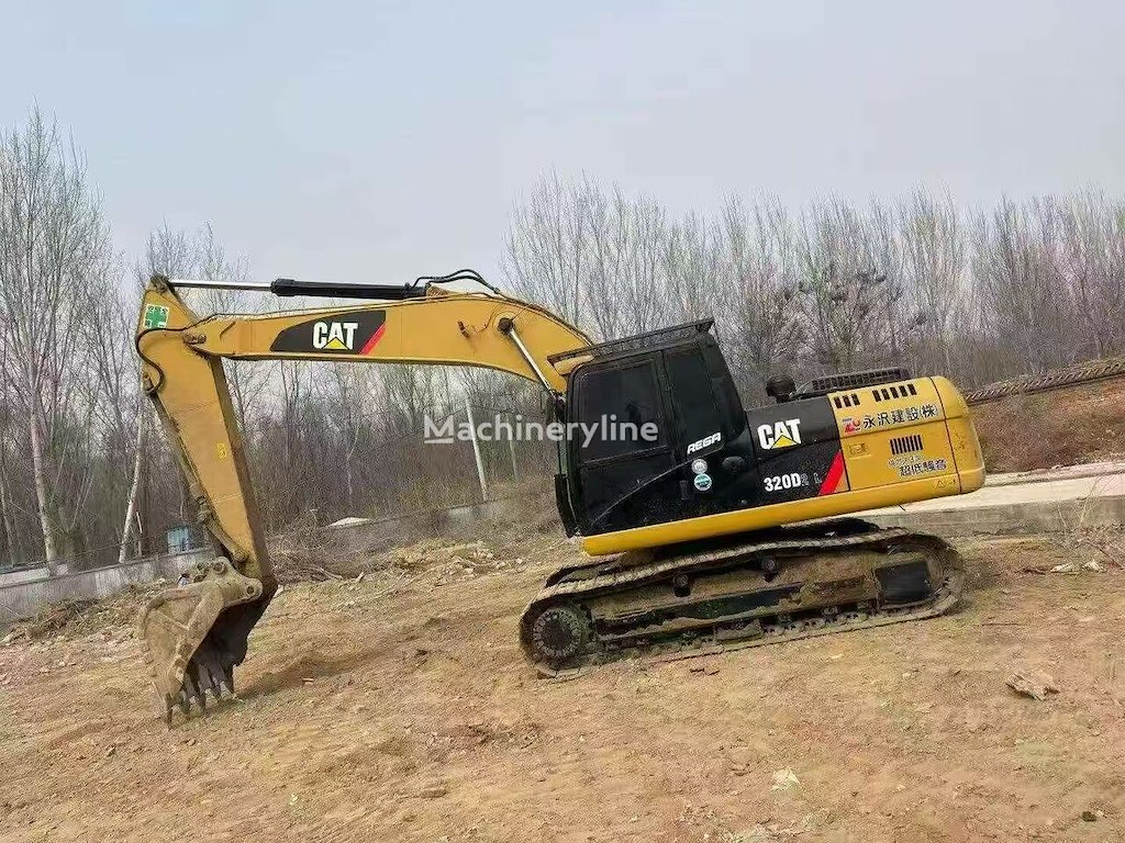 Caterpillar 320D2L bager guseničar