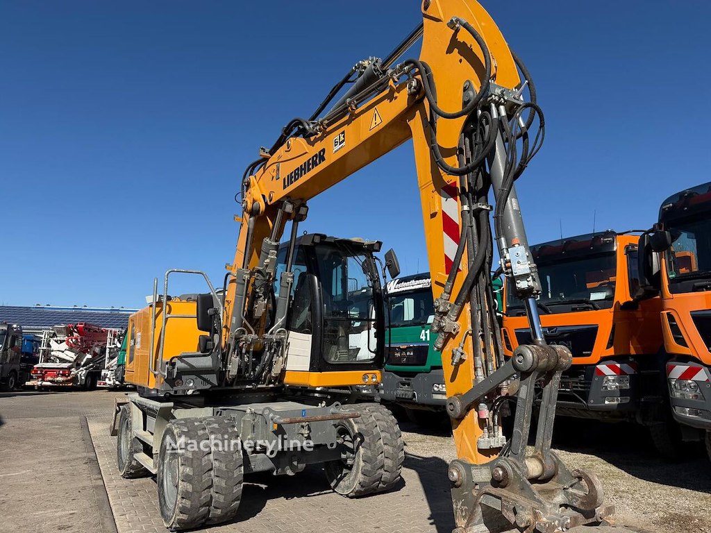 Liebherr A 914 Litronic( 916,315,314) bager točkaš