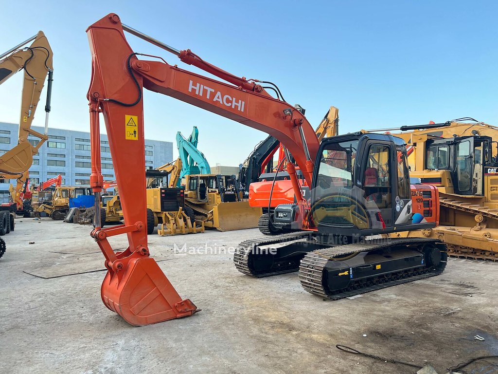 Hitachi ZX120 bager guseničar
