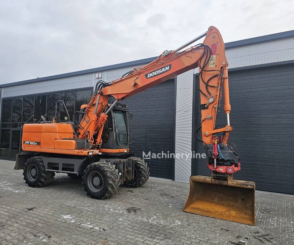 Doosan DX 160 W bager točkaš
