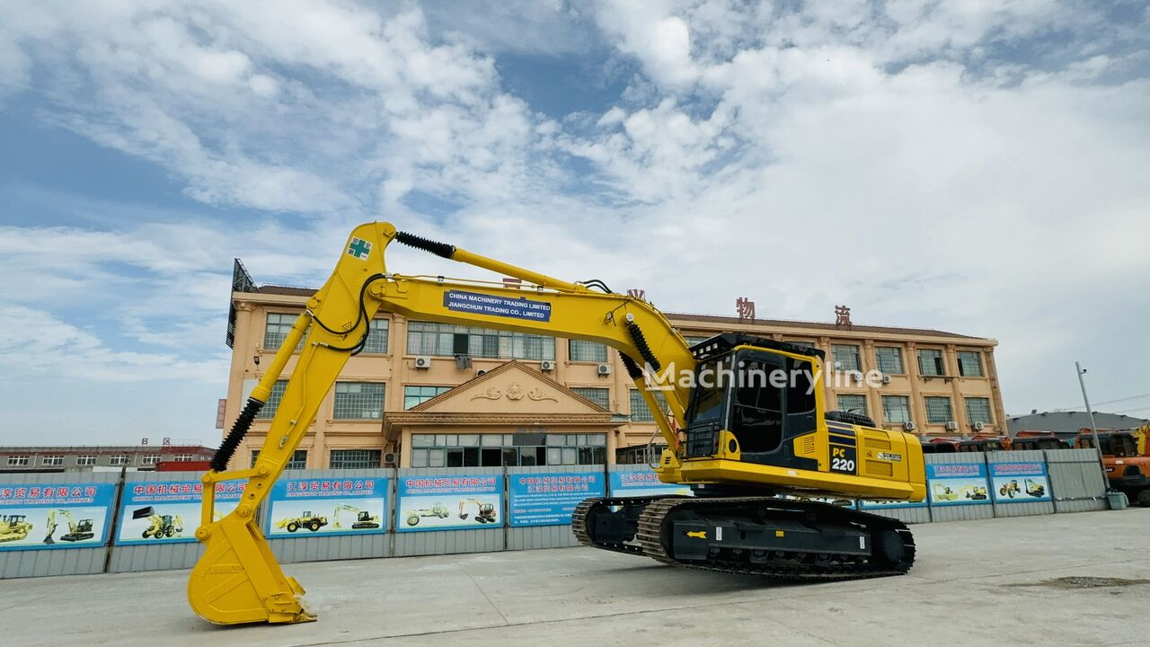 Komatsu PC220-8 bager guseničar