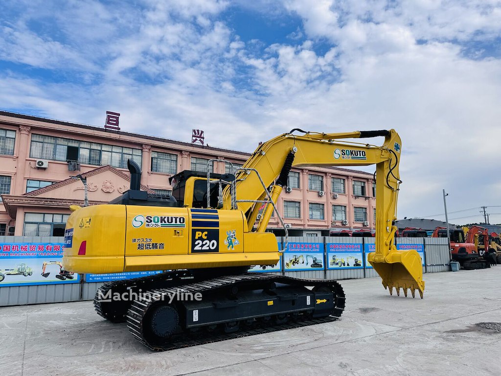 Komatsu PC220-8 bager guseničar