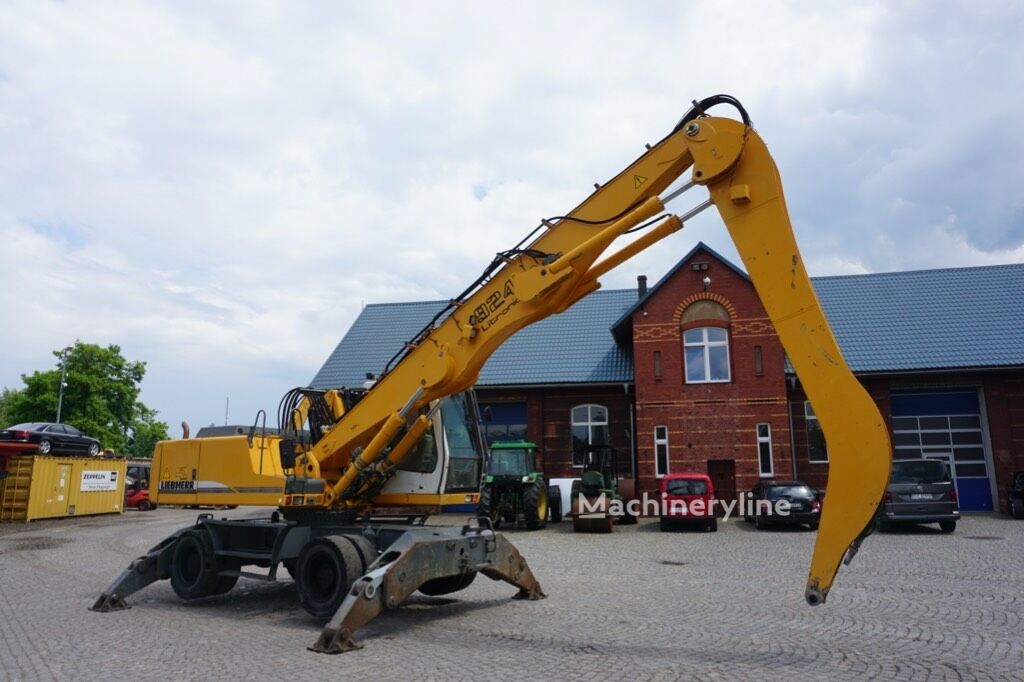 Liebherr A 924 B Litronic teleskopski bager