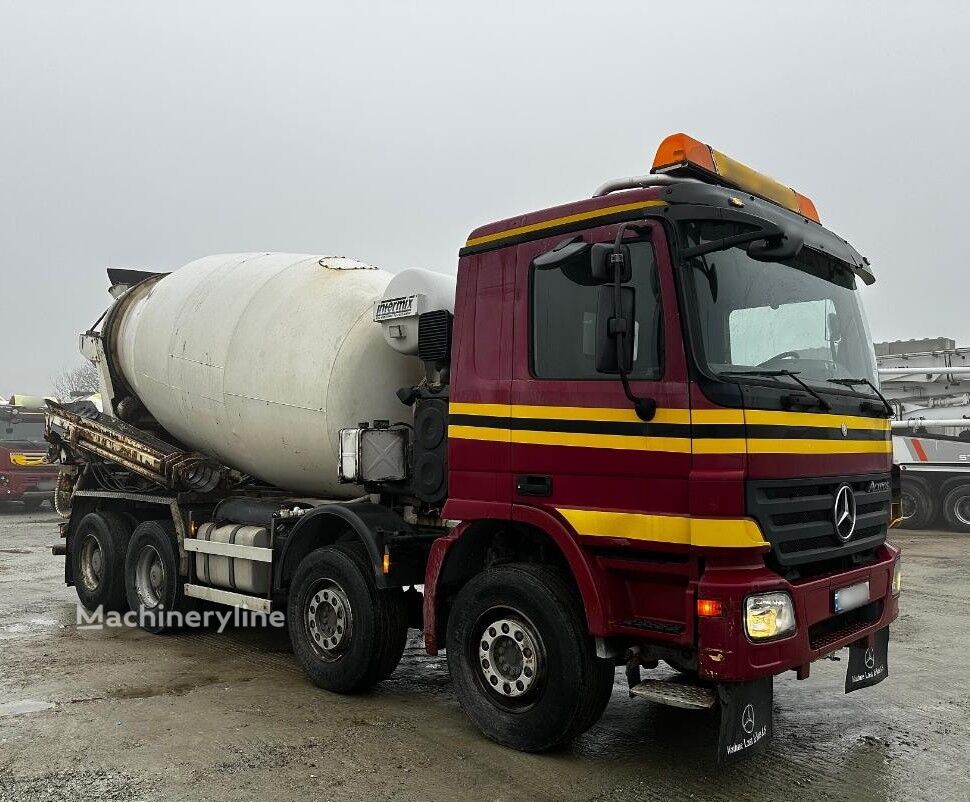 Intermix 10m3 + 11m long halfpipe, remote control na šasiji Mercedes-Benz Actros 3544 kamion s mešalicom za beton