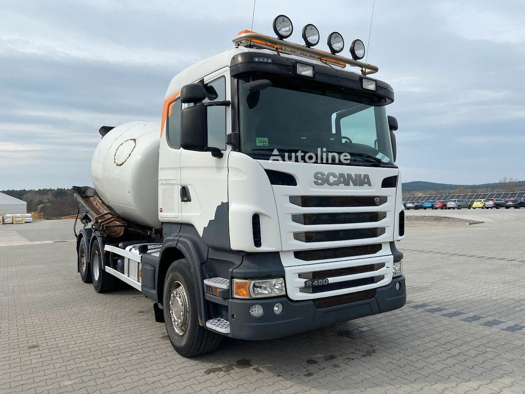 Scania R480 6x2 kamion s mešalicom za beton