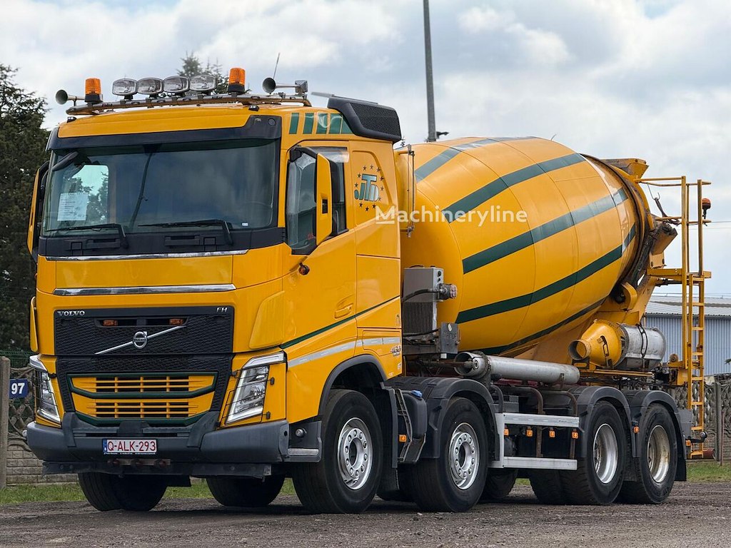 Liebherr na šasiji Volvo FH kamion s mešalicom za beton