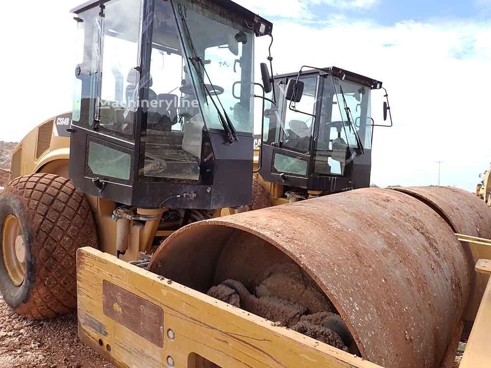 Caterpillar CS64B kompaktor s jednim valjkom