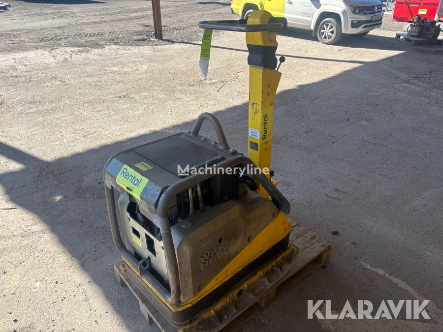 Prodaje se Wacker Neuson DPU 6555 vibro ploču na aukciji