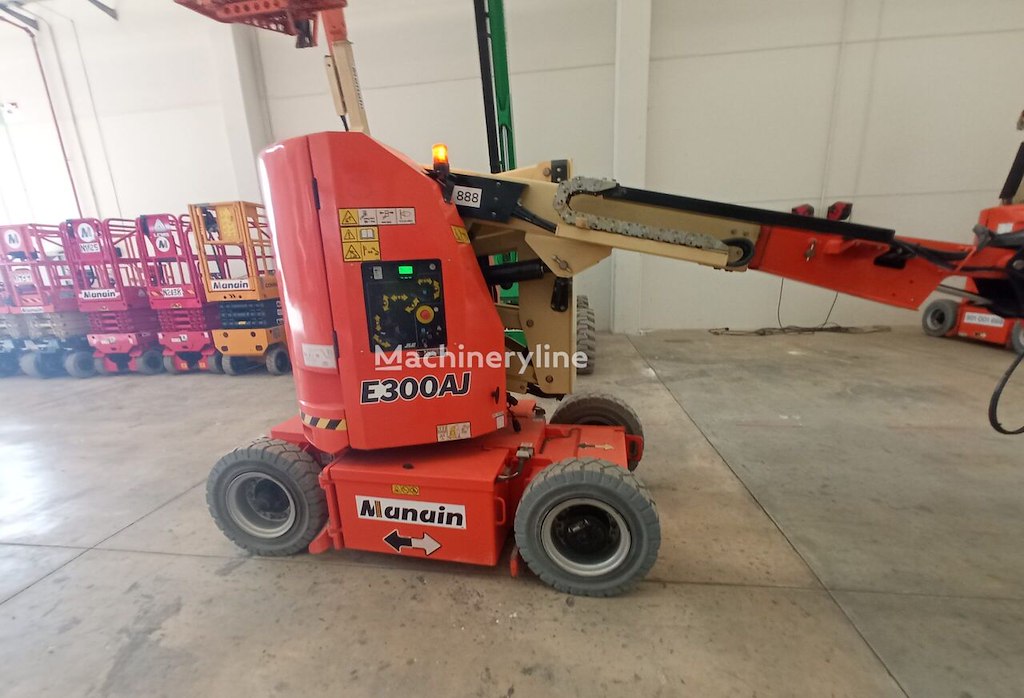 JLG E300AJ hidraulična zglobna platforma