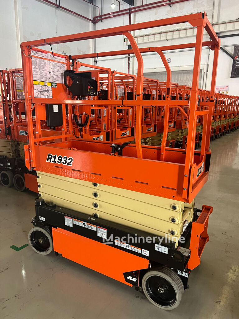 JLG 1932 makazasta platforma