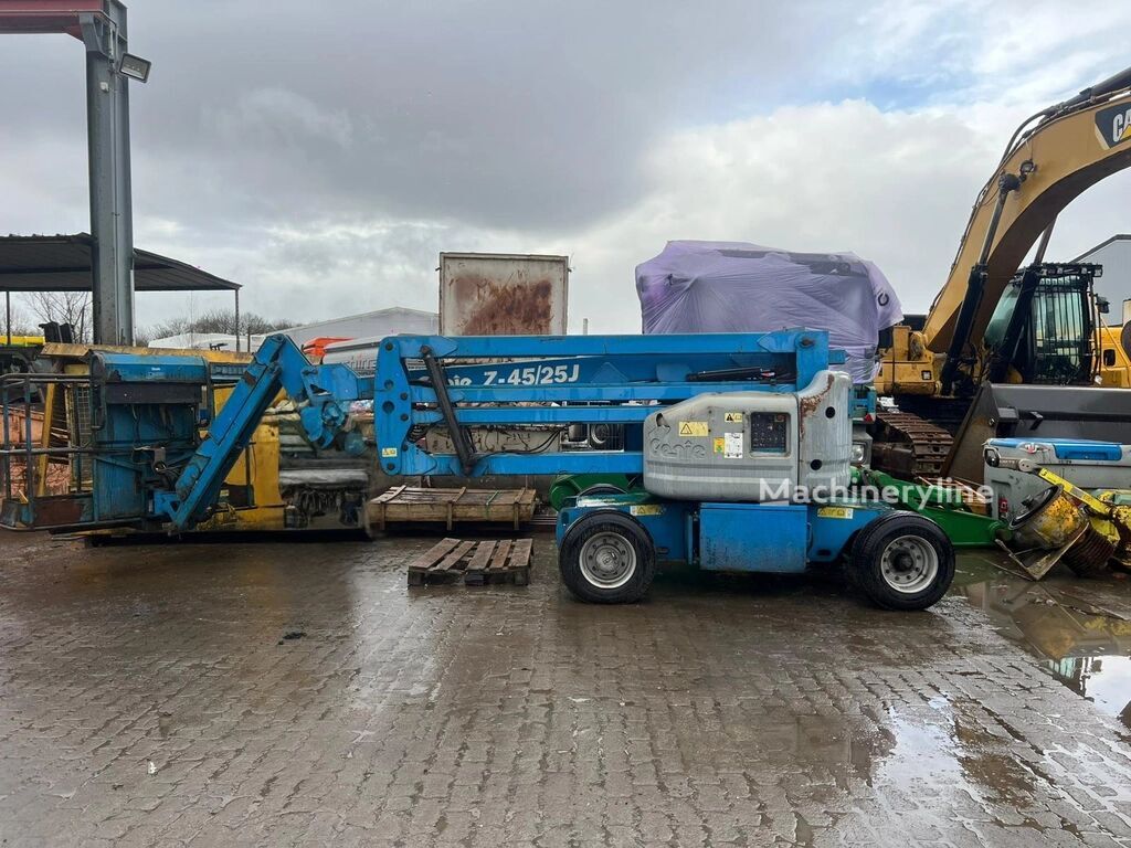 Genie Z45/25 hidraulična zglobna platforma