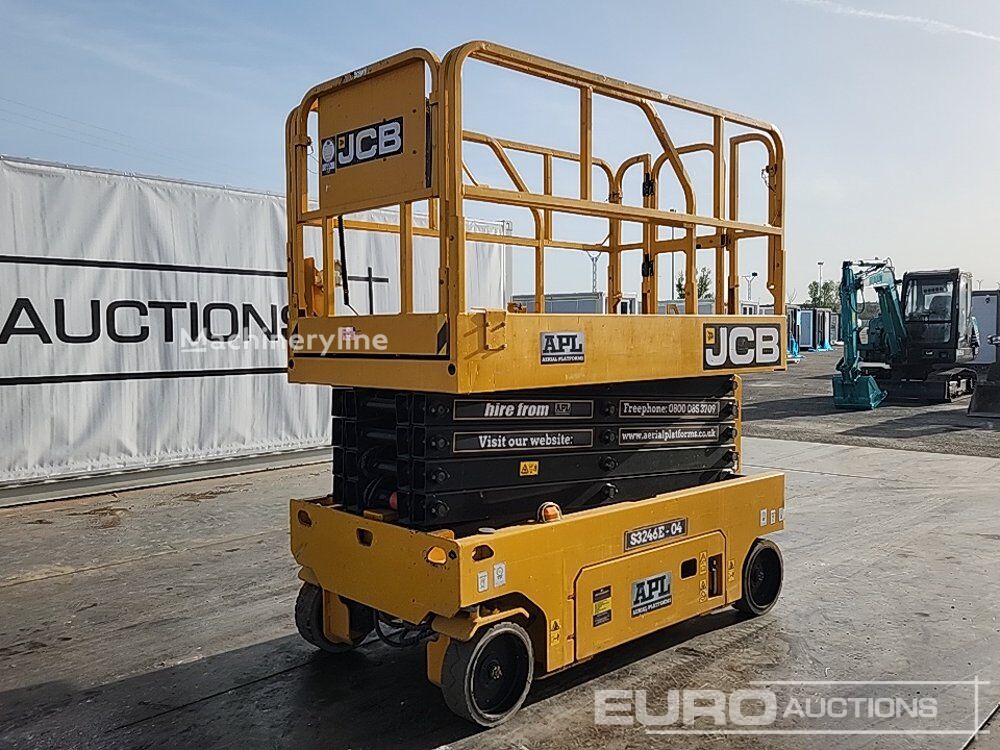 Prodaje se JCB S3246E hidrauličnu zglobnu platformu na aukciji