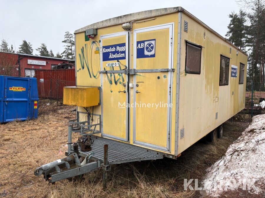 Prodaje se Lyckselevagnen PVT-6 radnički kontejner na aukciji