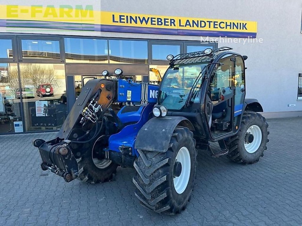 New Holland lm 7.42 elite teleskopski prednji utovarivač