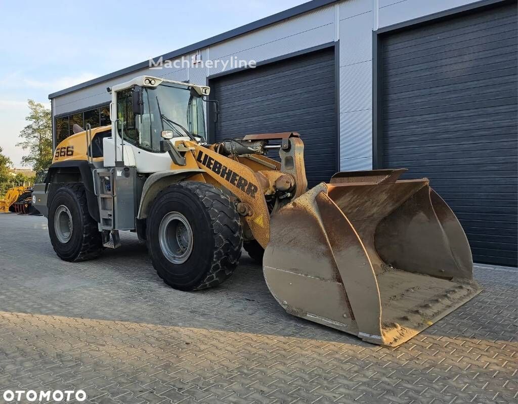 Liebherr L 566 prednji utovarivač