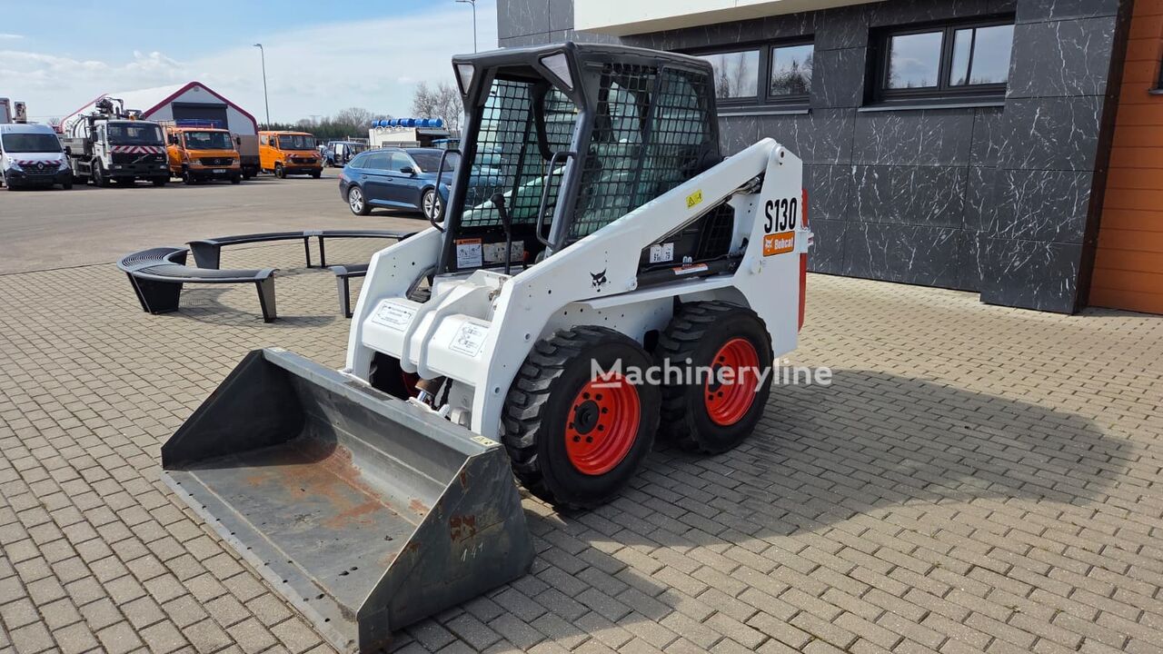 Bobcat S130 mini utovarivač