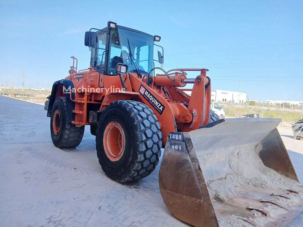 Doosan DL300 prednji utovarivač