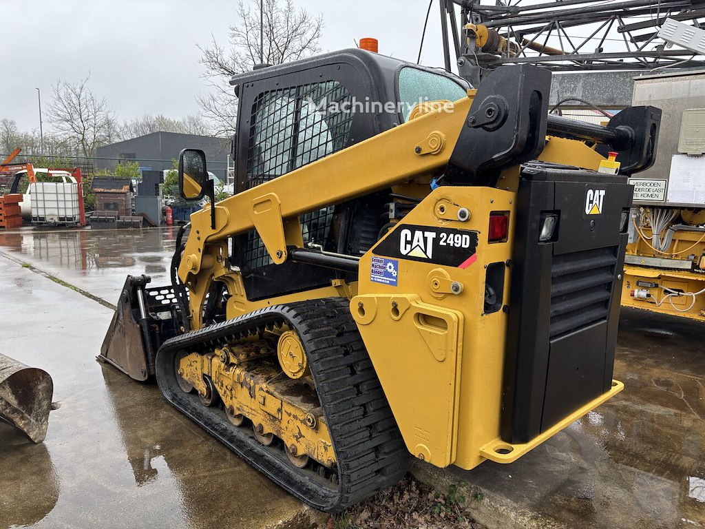 Caterpillar 249D mini utovarivač guseničar