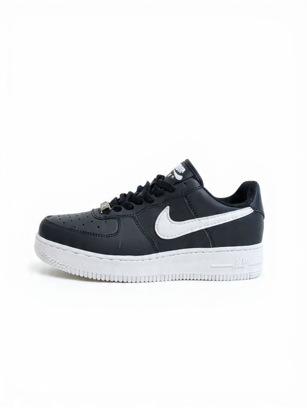 Nike Air Force 1 Low patike – crno/bela kombinacija - Kultni AF1