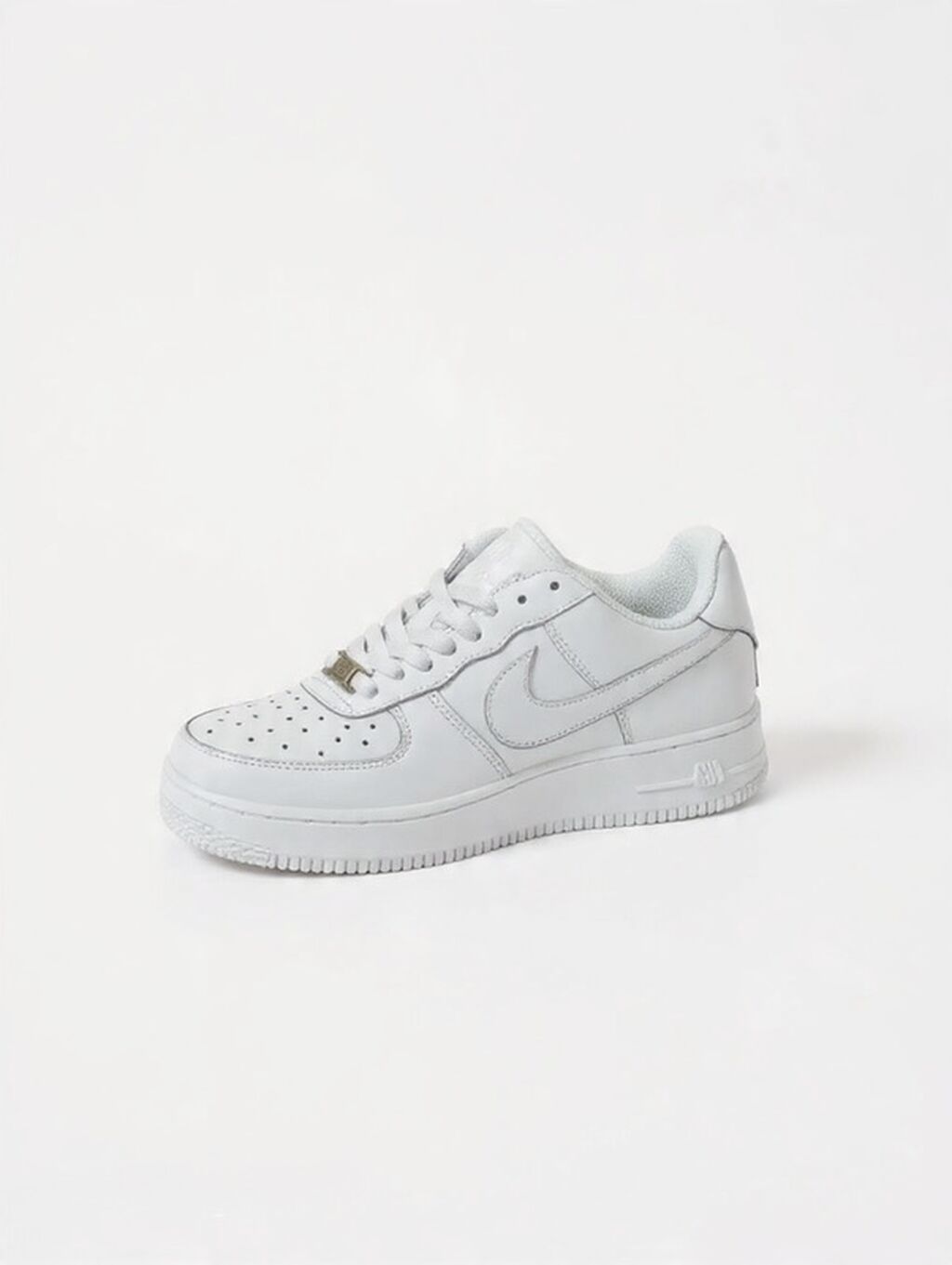 Nike Air Force 1 Low – bele patike - Klasičan niskoprofilni dizajn -