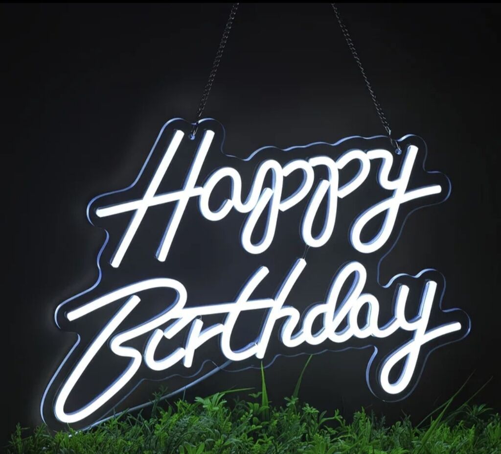 LED neonski natpis “Happy Birthday” - Svetleći natpis u modernom