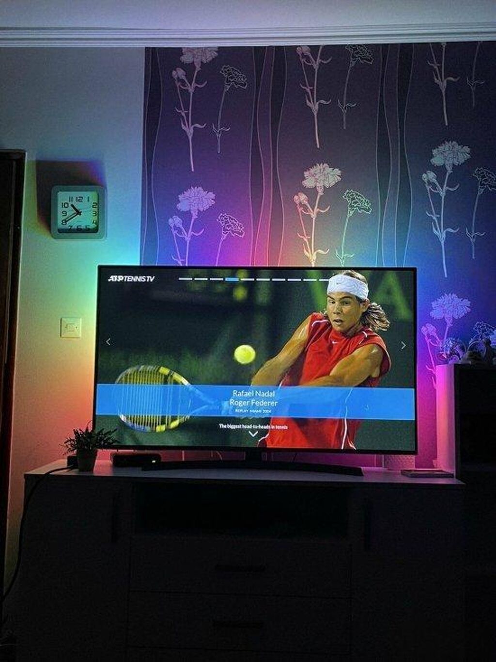 WS2812B LED TRAKA MAGIČNA RGB TRAKA SA USB KONTROLEROM ZA TV |