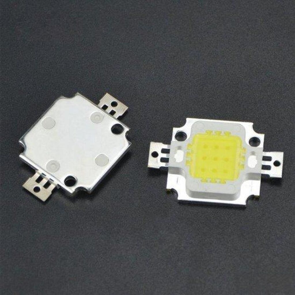 LED ČIP 10W 12V | *LED čip 30W 400 din. 50W 500 din. *Na više komada