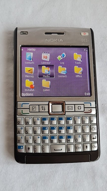 Nokia E61i – poslovni smartphone sa QWERTY tastaturom - Operativni