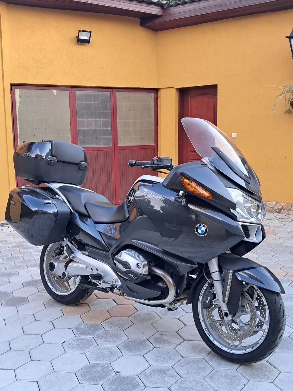 BMW R 1200 RT, 2006g, 81kw, 72800 km. Uvoz iz Italije. Plaćena carina