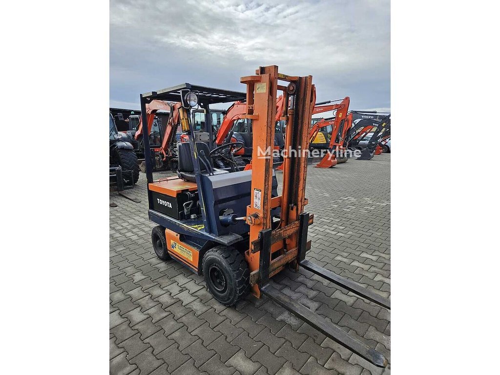 Prodaje se Toyota Forklift električni viljuškar na aukciji