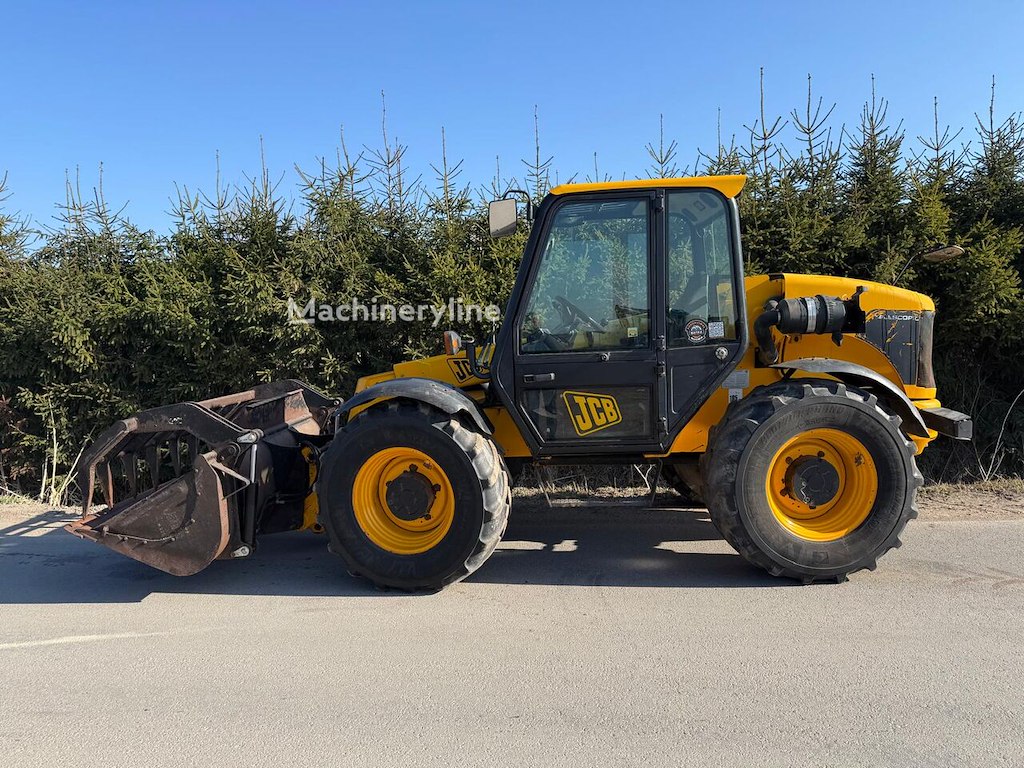 JCB 526S teleskopski utovarivač