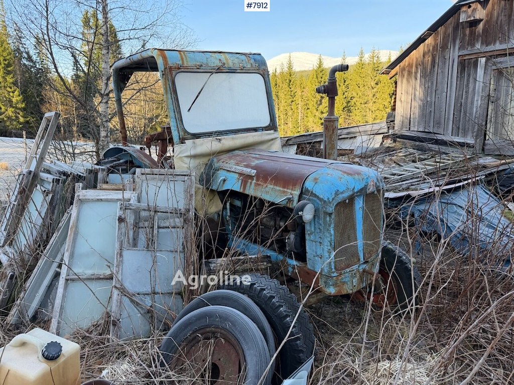 Fordson Super Major traktor točkaš