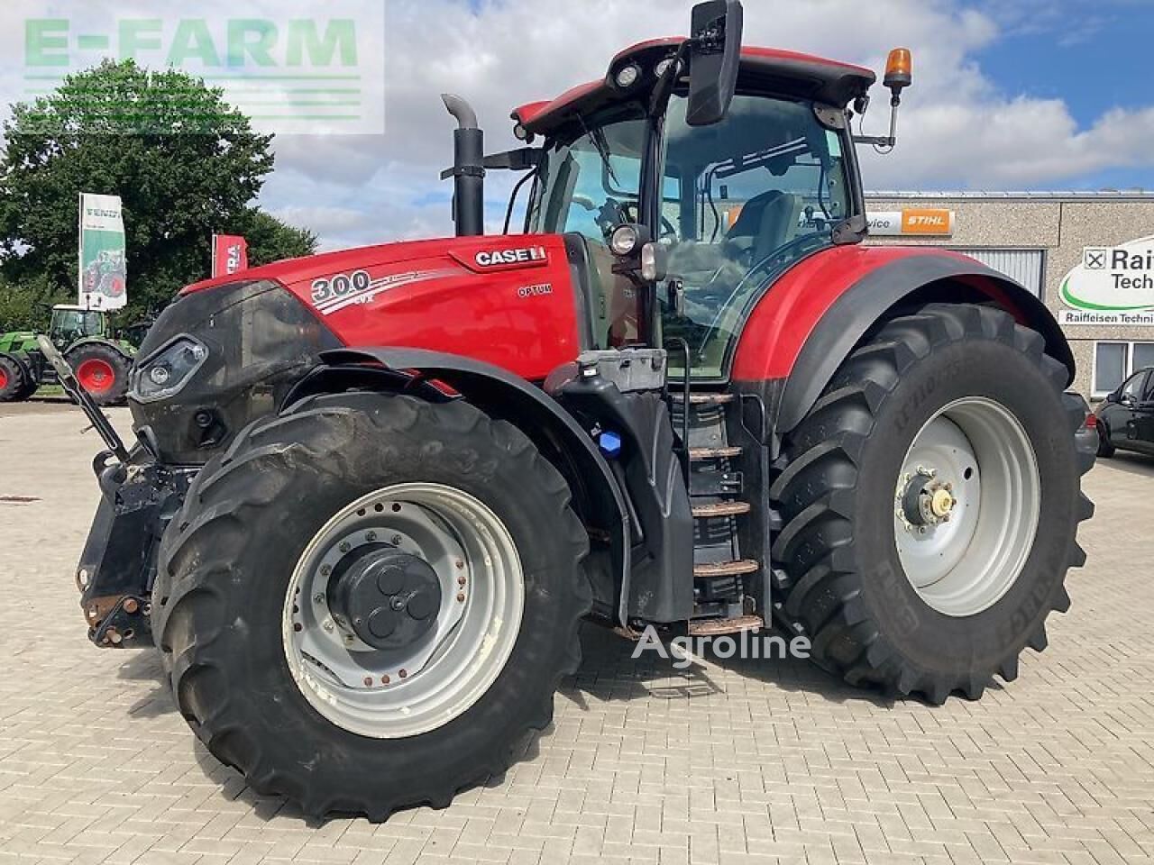Case IH optum 300 cvx traktor točkaš