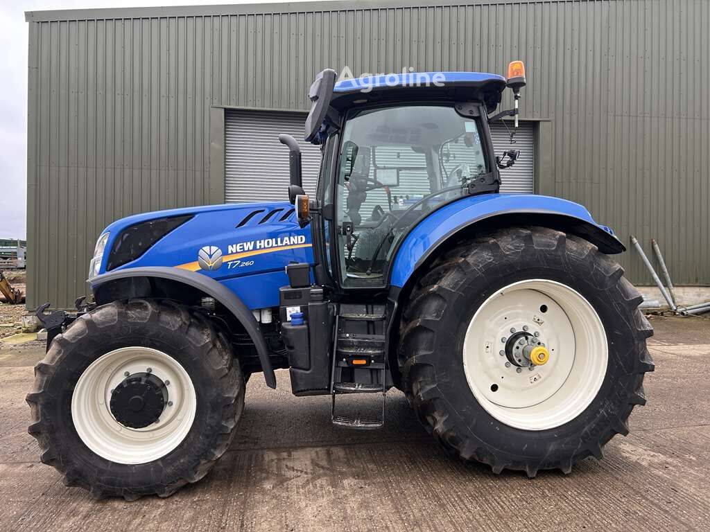 New Holland T7.260 traktor točkaš