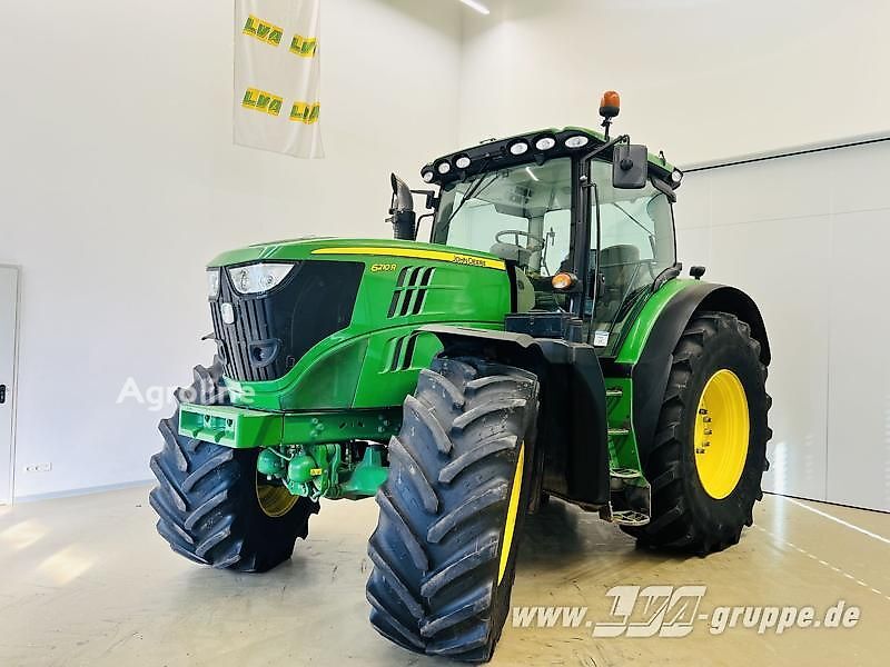John Deere 6210R traktor točkaš
