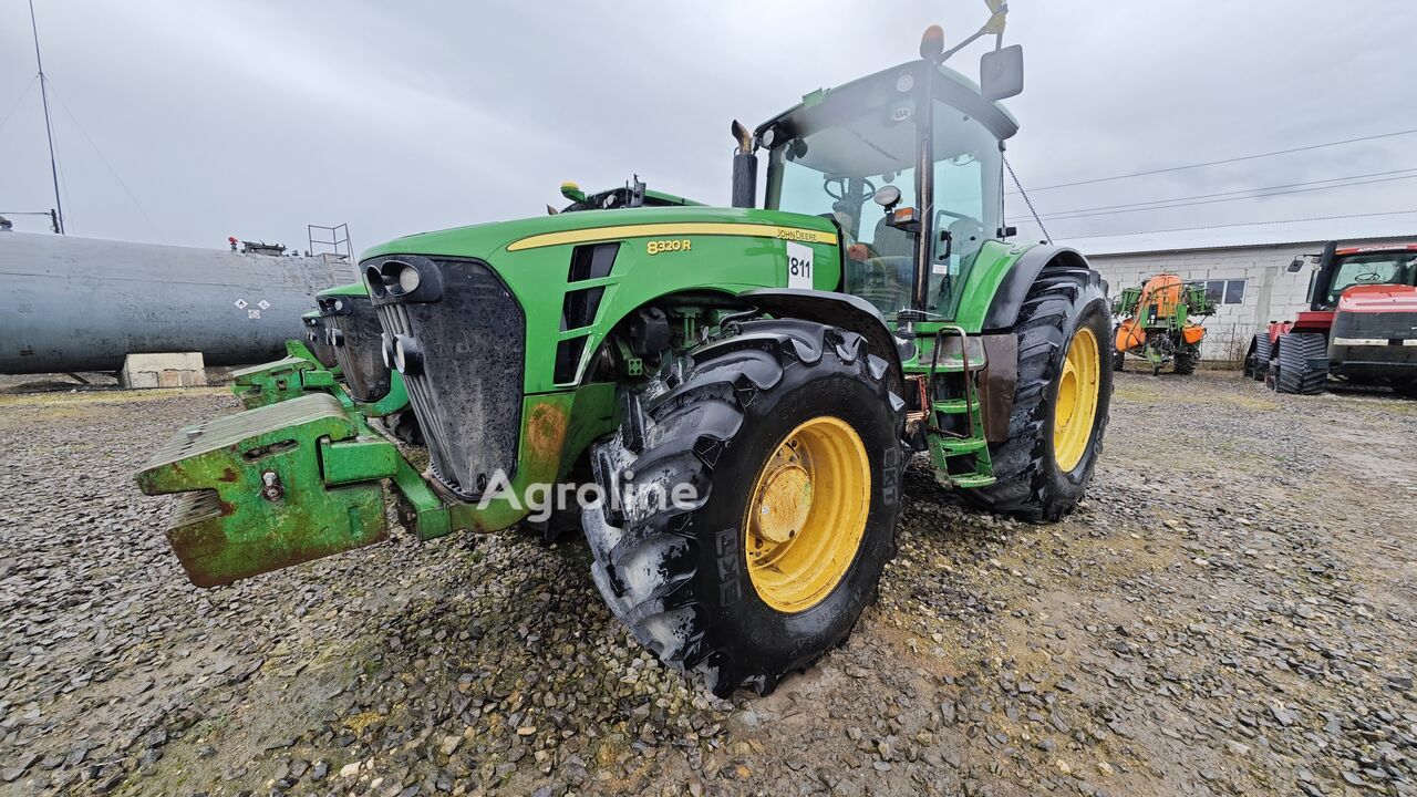 John Deere 8230 traktor točkaš
