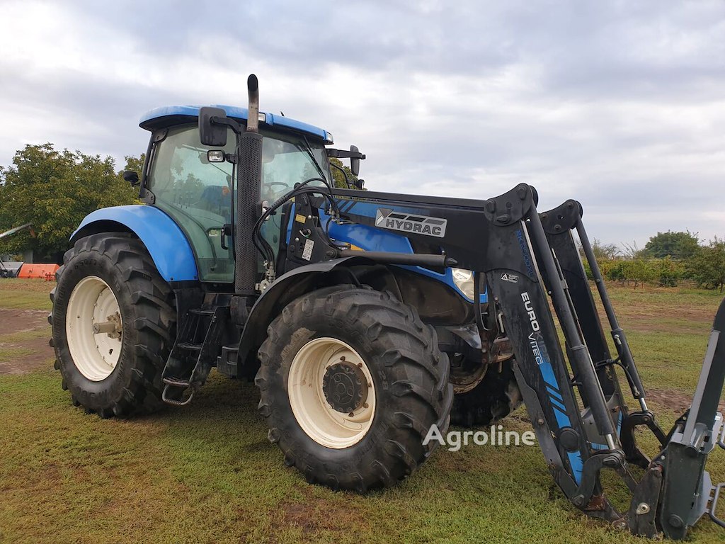 New Holland T8050 traktor točkaš